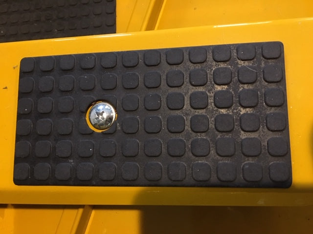 Rubber Mat (foot treads) 3" x 6" for 48" deck 5747-12 – WALKER MOWER ...